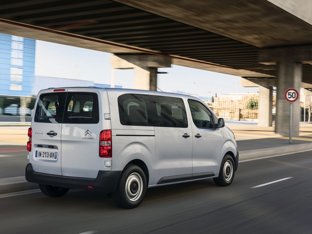 Citroen Jumpy 2.0hdi blue hdi xs control s&s 90kW zakelijke lease ...