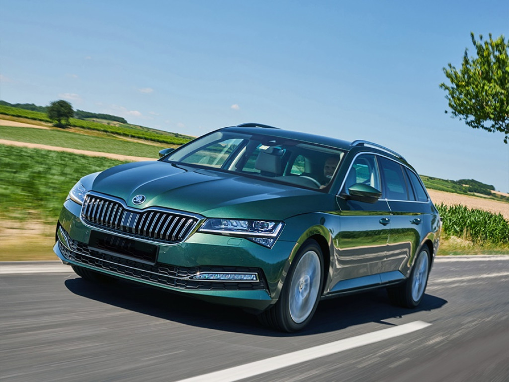 De beste zakelijke leasedeal voor Skoda Superb combi 1.4tsi phev ...